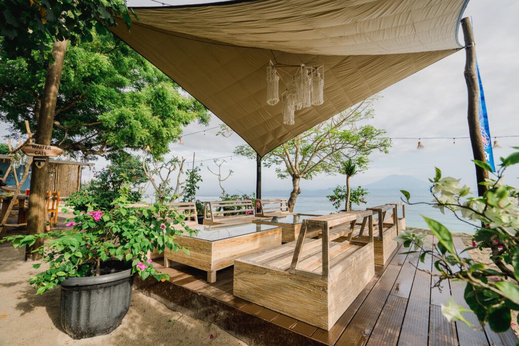 Mambo Beach Cafe - Mambo Dive Resort & Restaurant Nusa Penida